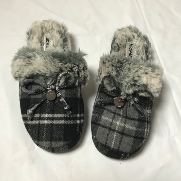 Michael Kors | Shoes | Michael Kors Indooroutdoor Faux Fur Slippers Sz ...